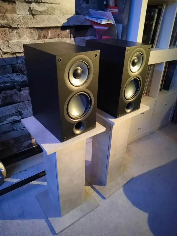 ELAC Uni-Fi 2.0 UB52 | hifitorget.se