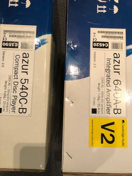 Cambridge förstärkare AZUR 640A-B, V2 och CD AZUR 540C-B. | hifitorget.se